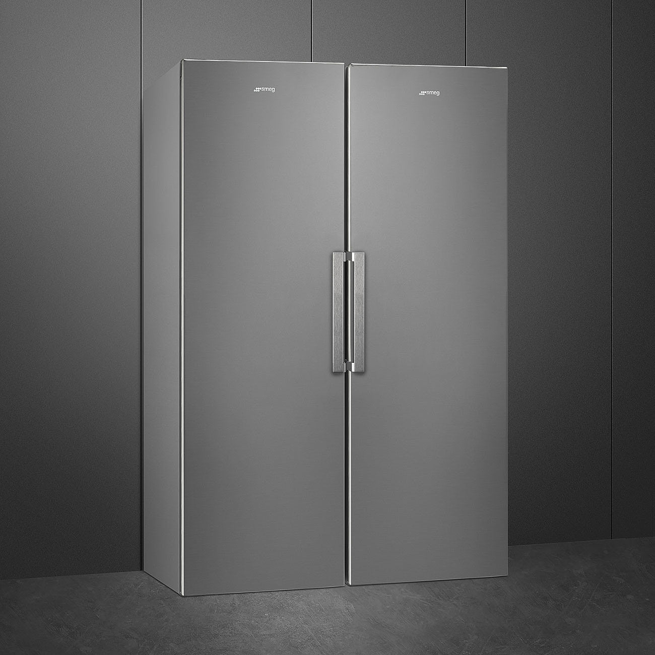 Smeg UKFF18EN2HX Freestanding Tall Freezer - Stainless Steel – DB ...